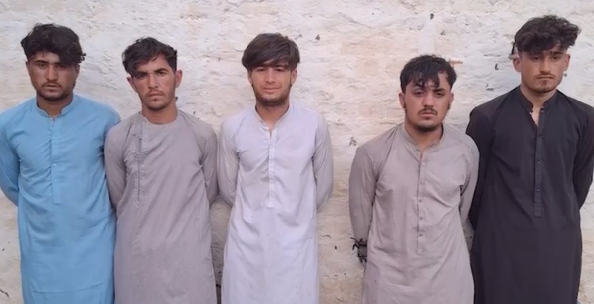 Pakistan Army Thwarts Border Infiltration, Captures 5 Afghan Suicide ...