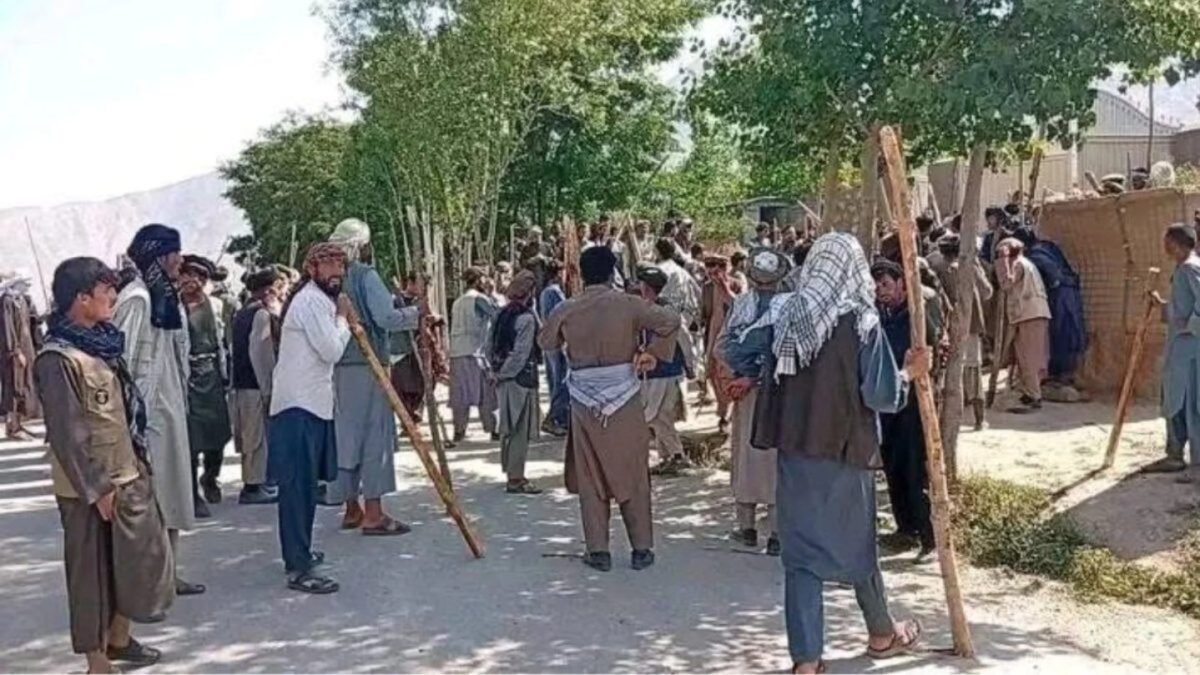 Taliban Crackdown Sparks Unrest in Badakhshan After Poppy Protests ...